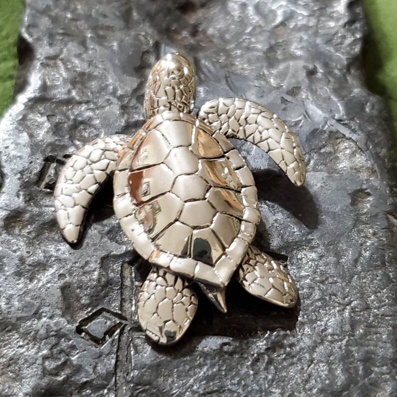 Large Sterling Silver Turtle Pendant - Etsy
