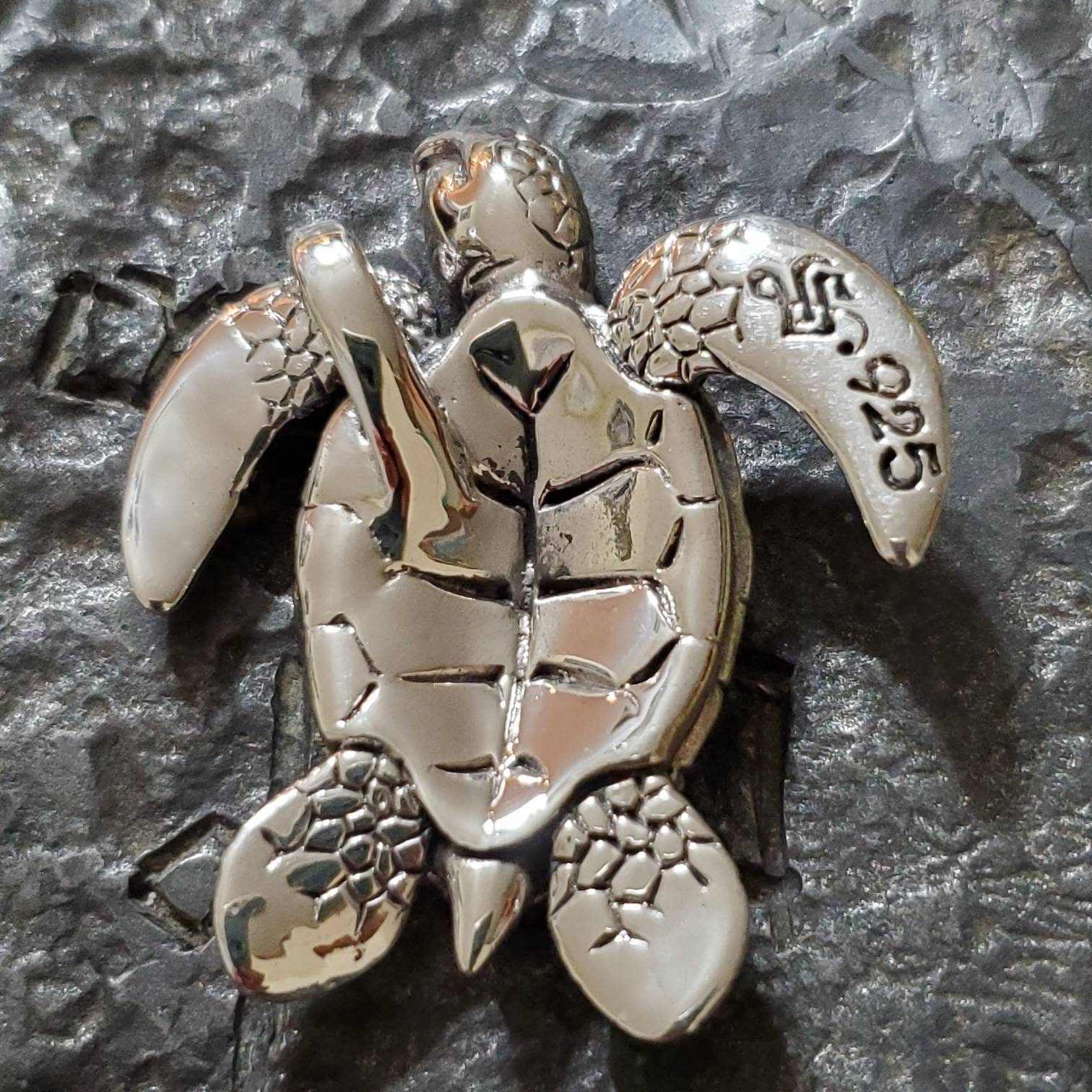Large Sterling Silver Turtle Pendant - Etsy