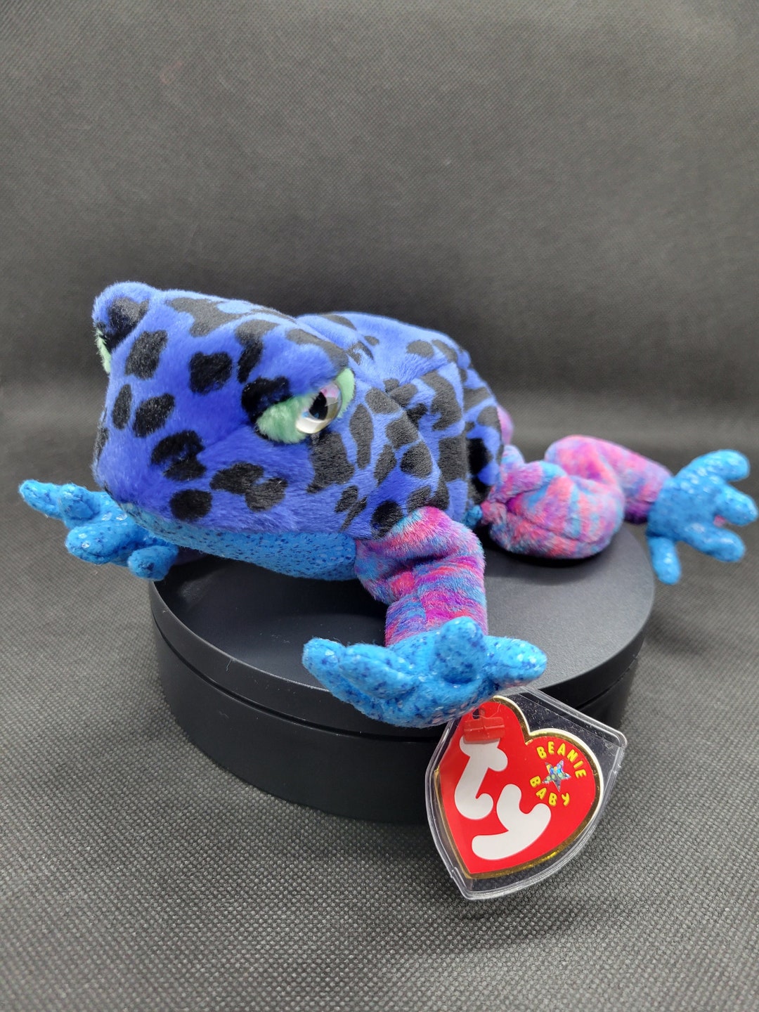 Authentic TY Beanie Baby - Dart the Frog - Reptile, Tree Frog, Prince ...