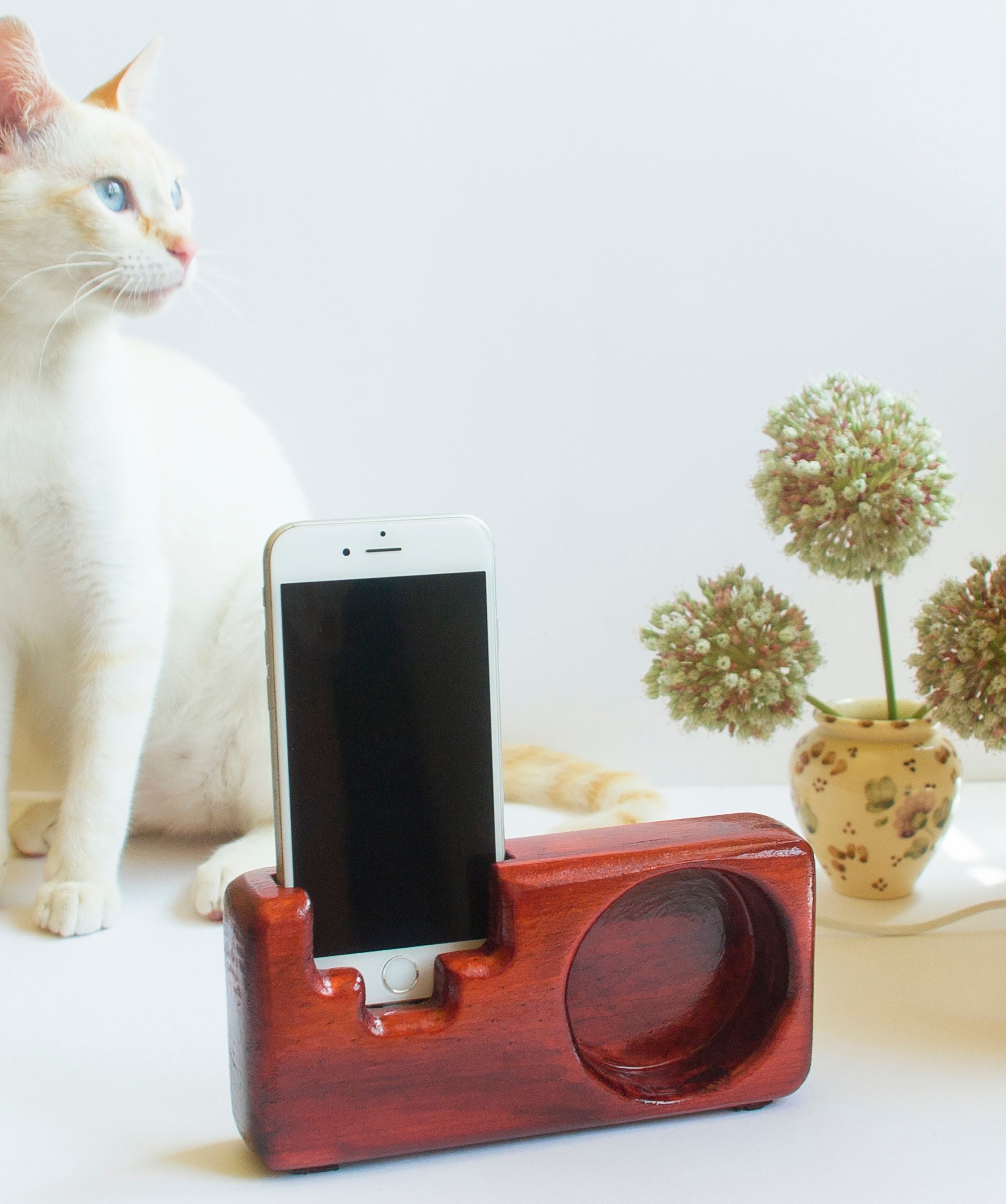 Custom Handmade Acoustic Mobile Phone Speaker and Dock - Etsy UK