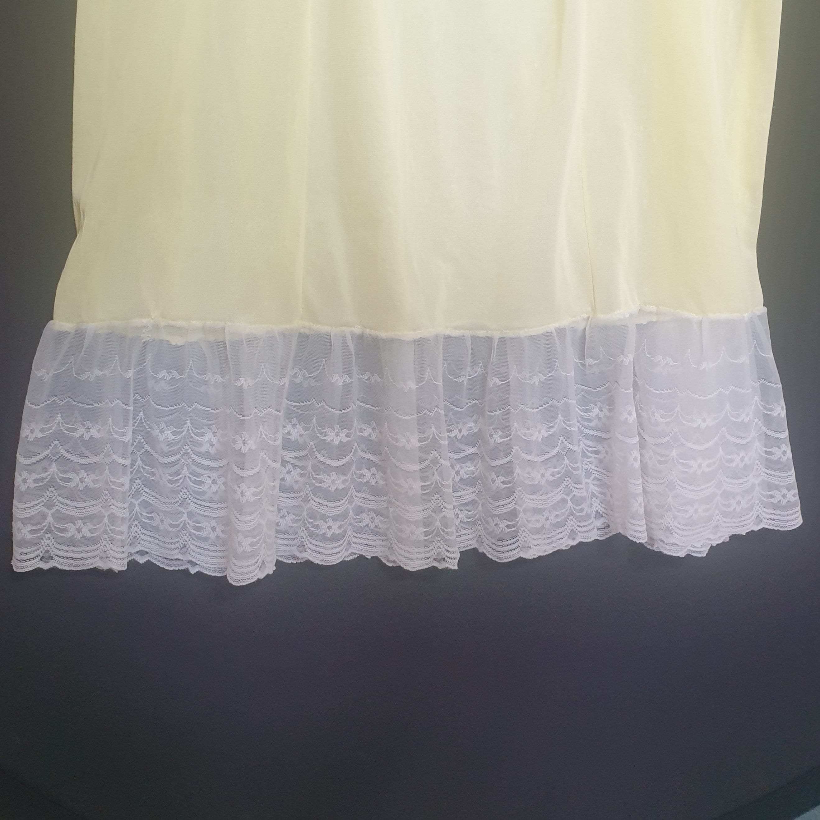 Vintage Slip Lemon Yellow Perlon Chantilly Lace 60s 70s Lingerie - Etsy