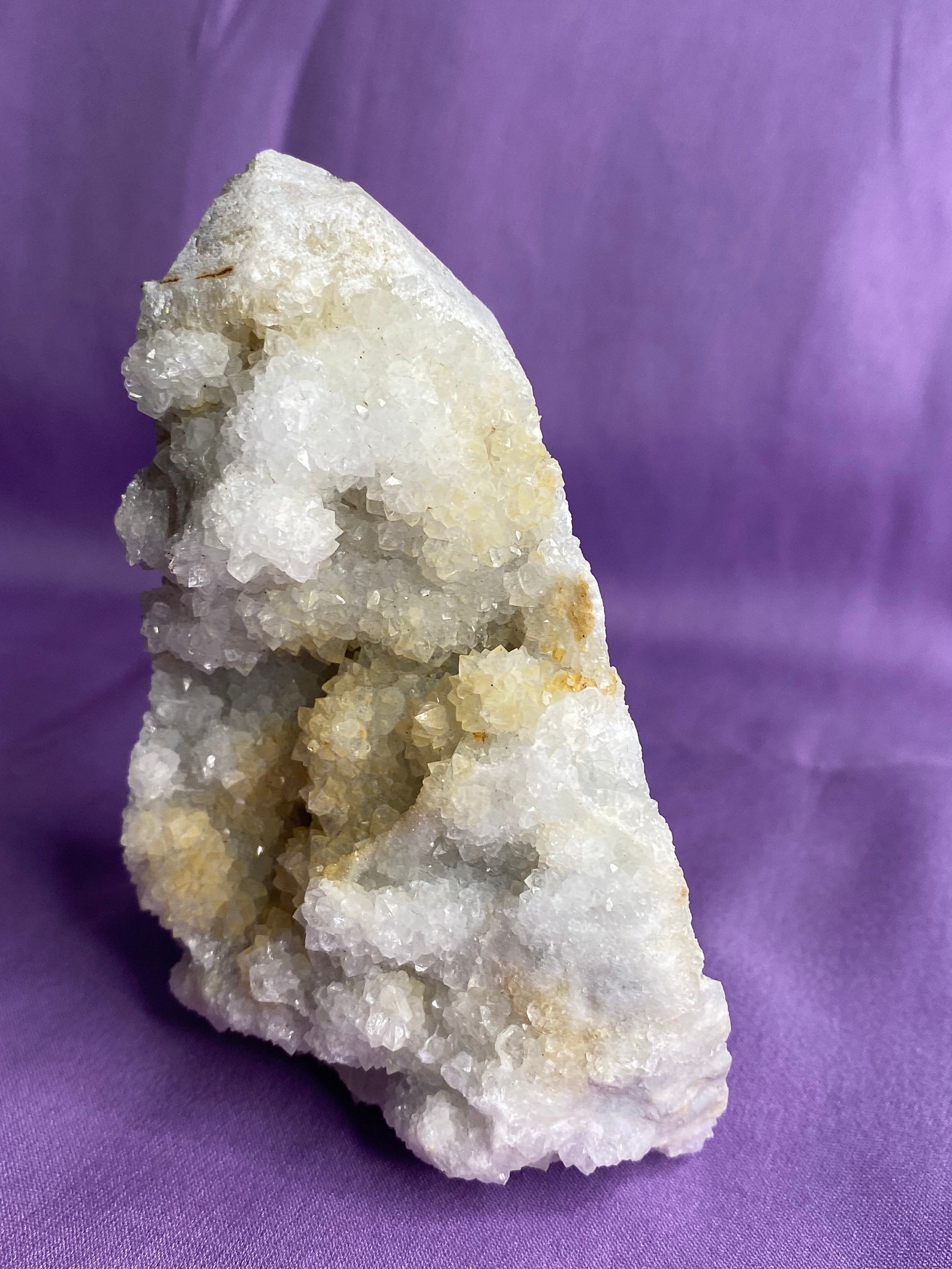 Druzy Snowy Quartz Tower Sp cimen De G ode De Quartz Laitier Etsy druzy-snowy-quartz-tower-sp-cimen-de-g-ode-de-quartz-laitier-etsy