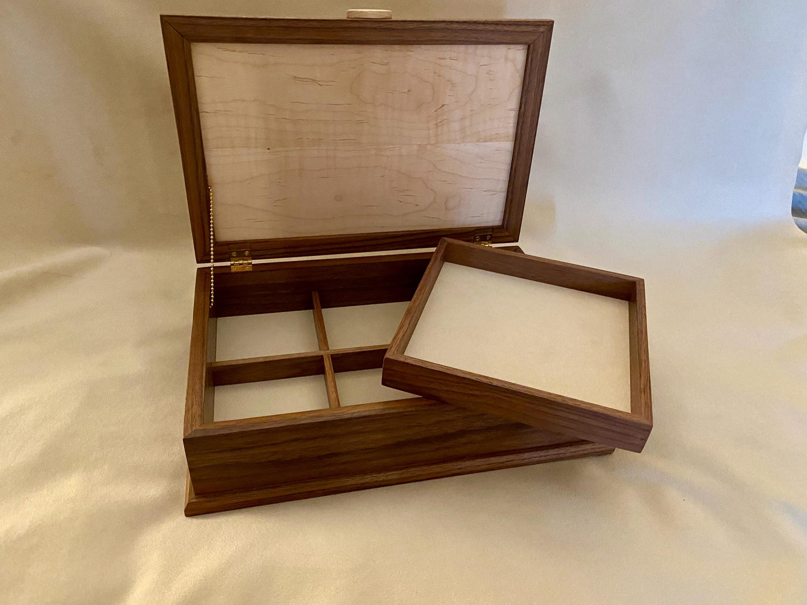 Walnut & Curly Maple Jewelry Box - Etsy