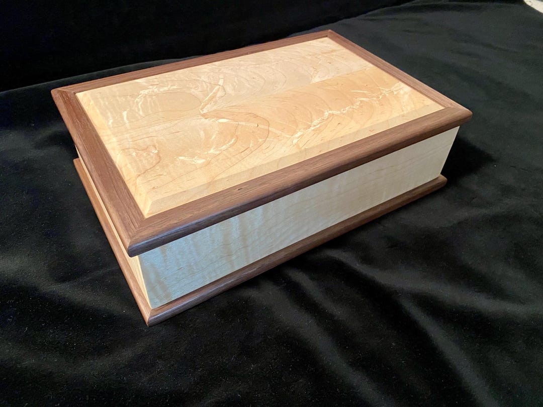 Amazing Curly Maple Jewelry Box - Etsy
