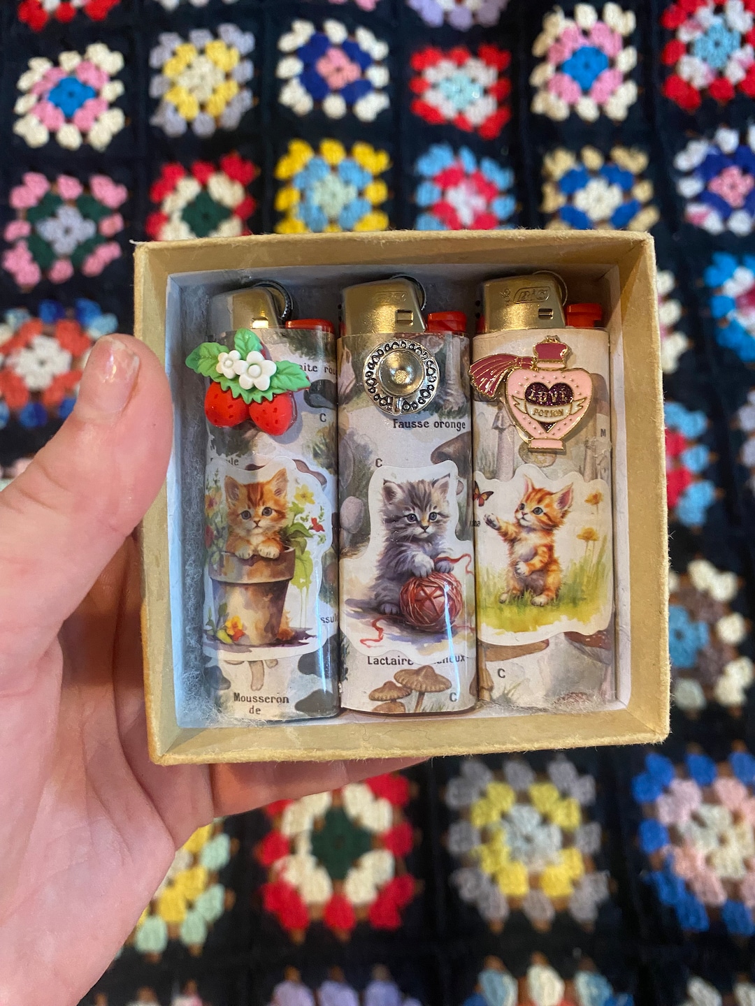 Cat Lovers Cute BIC Lighters Lighters With Vinyl Seal Cute Stoner ...