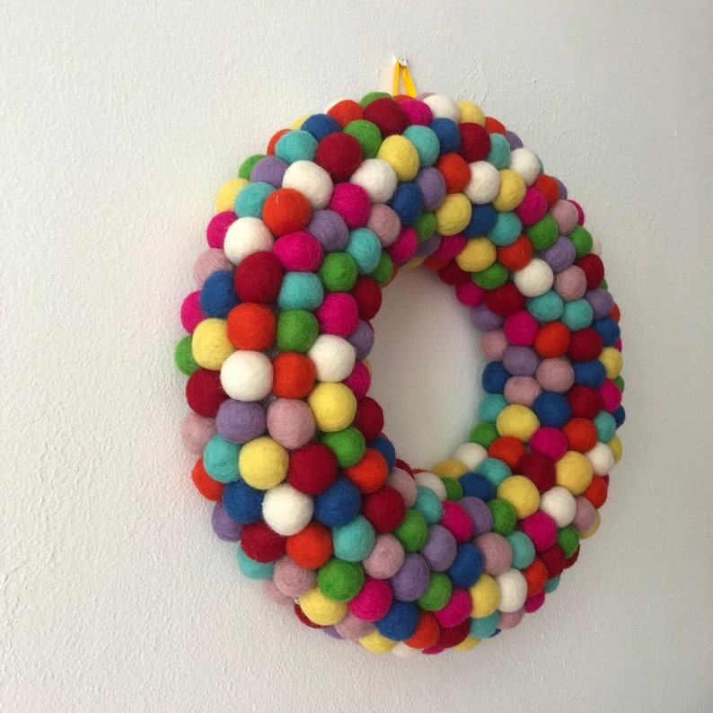 Felt Ball Wreath Pom Pom Wreath. Small Medium and Large - Etsy