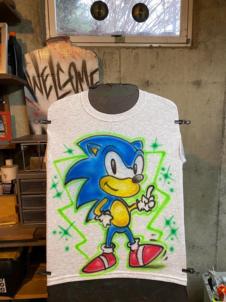 Airbrush Sonic the Hedgehog T-shirt - Etsy