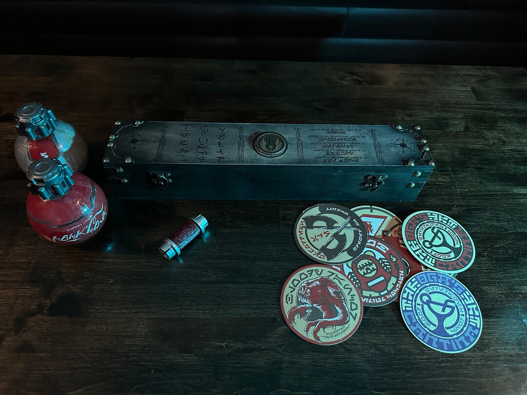 Wooden Lightsaber Box for Galaxy's Edge Savi's Lightsabers - Etsy