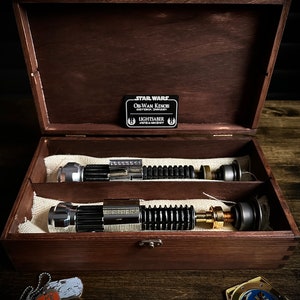 Wooden DOUBLE Lightsaber Box (customizable) - Etsy