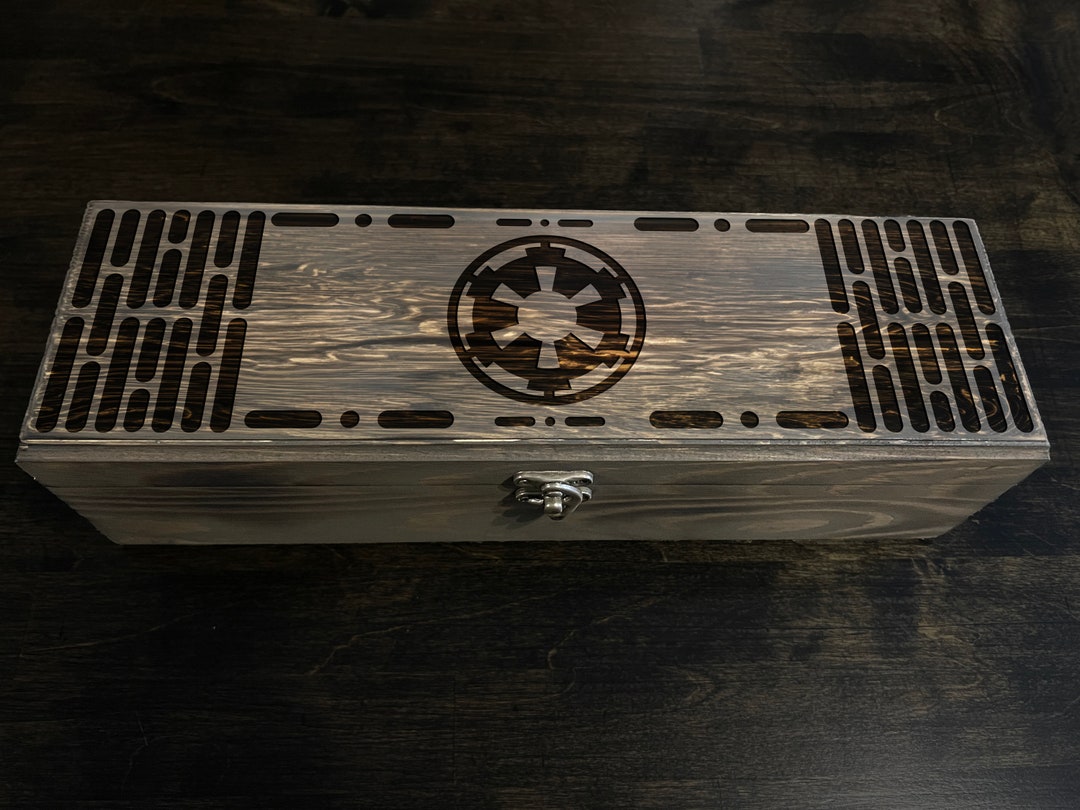 Empire Wooden Lightsaber Box (customizable) - Etsy