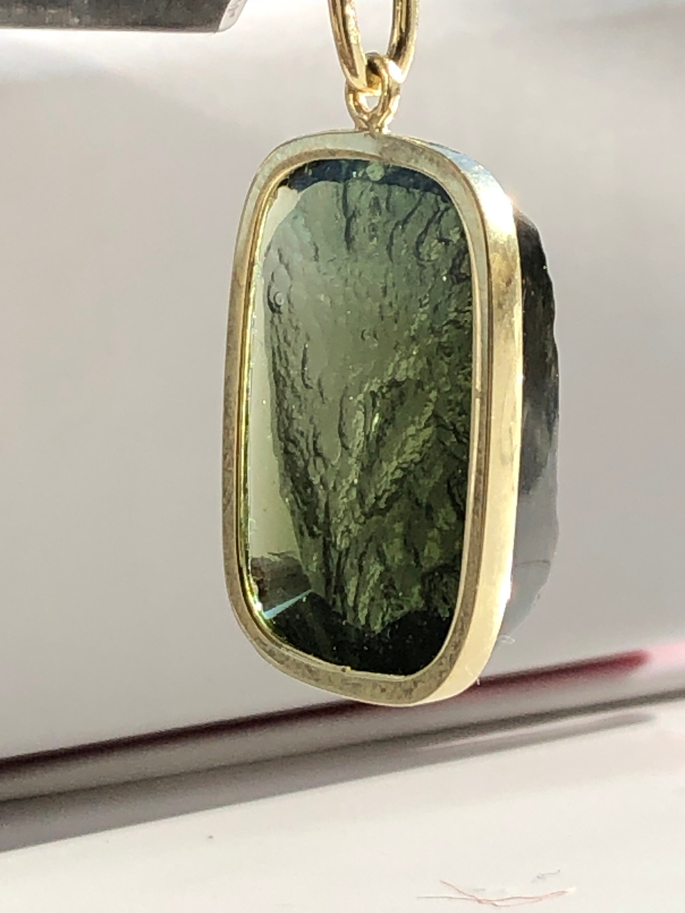 MASTERPIECE Moldavite in Solid Gold, 16.1 Ct Best Quality Moldavite ...