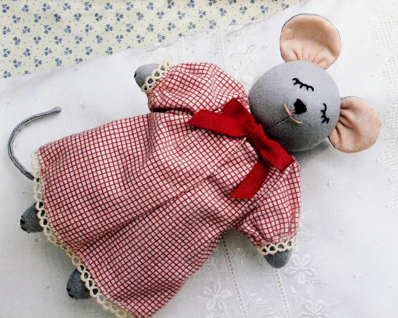 Vintage Stuffed Mouse Sewing Pattern Tiny Mouse Doll Pattern PDF Cloth ...