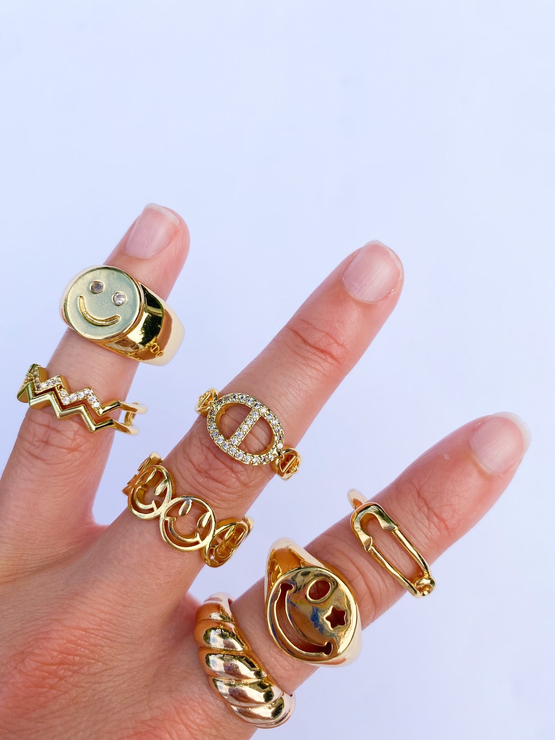 Pink Rings/ Aesthetic Rings/ Gold Rings/ Stackable Rings/ Adjustable ...