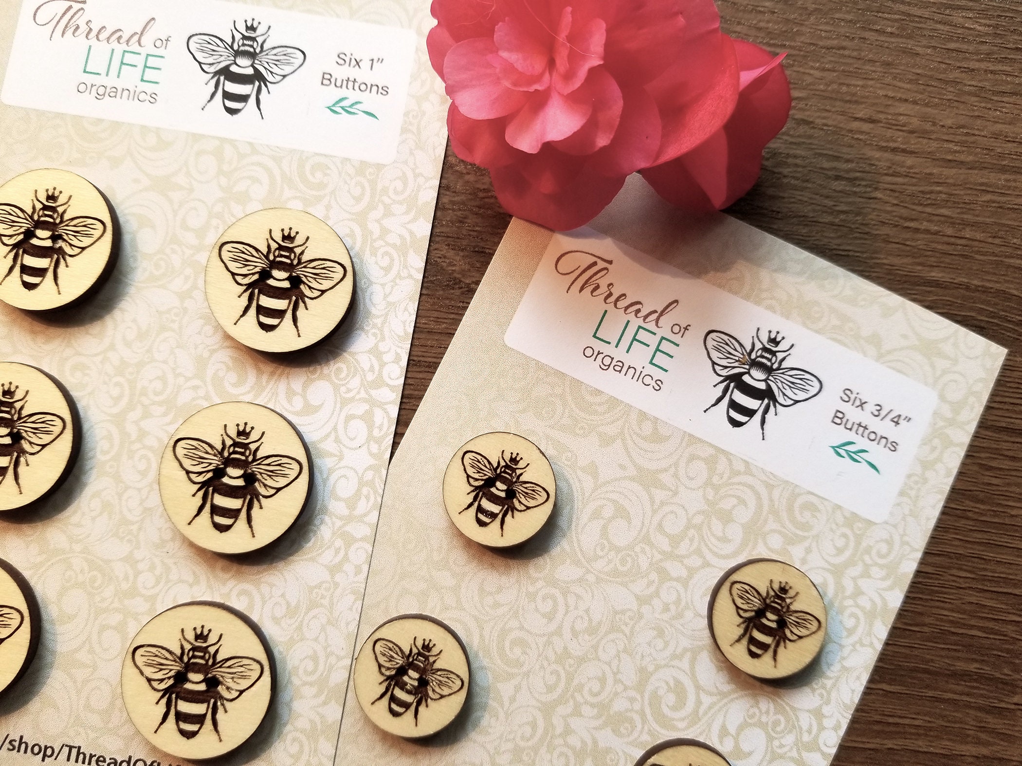 Bee Wood Buttons / Organic Wood Buttons / Honey Bee Buttons / - Etsy