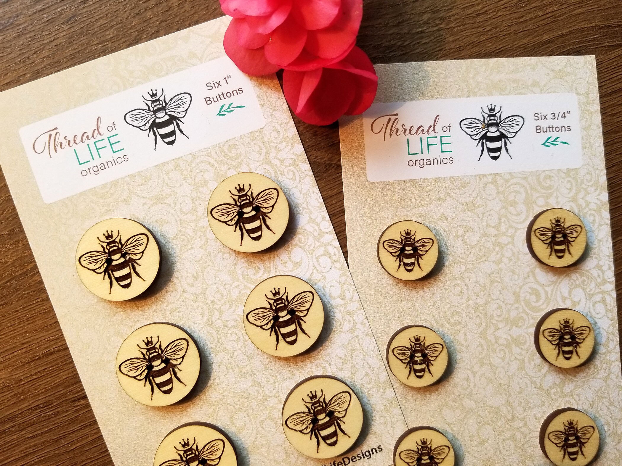 Bee Wood Buttons / Organic Wood Buttons / Honey Bee Buttons / - Etsy