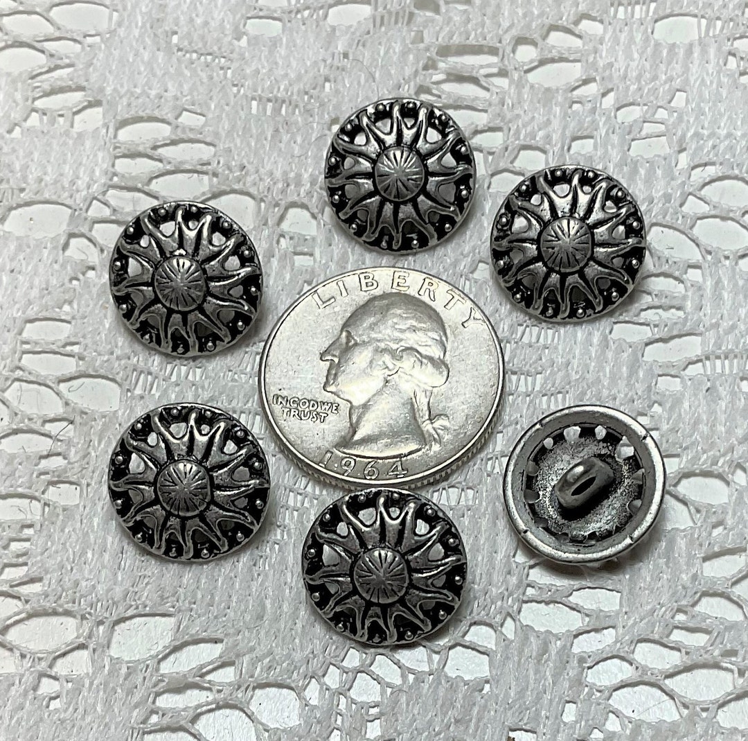 1 Dozen Vintage Metal Pierced Sun Buttons 24 Ligne - Etsy
