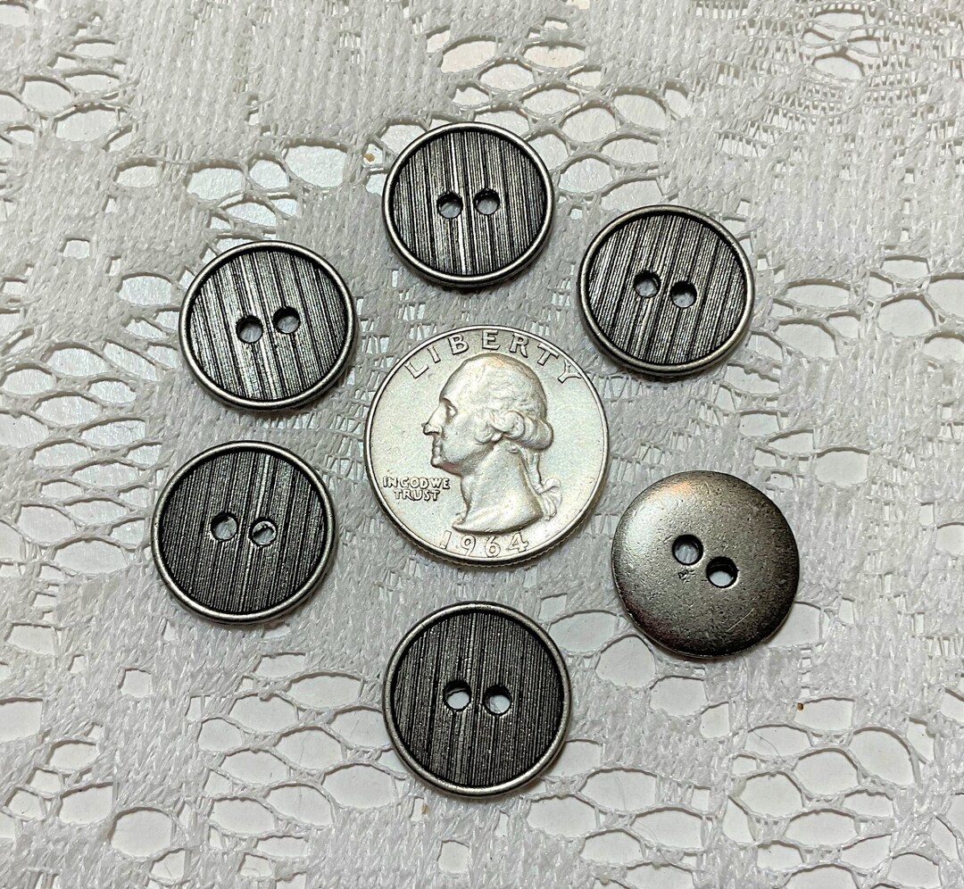 1 Dozen Vintage Metal 2 Hole Buttons 28, 20 Ligne - Etsy
