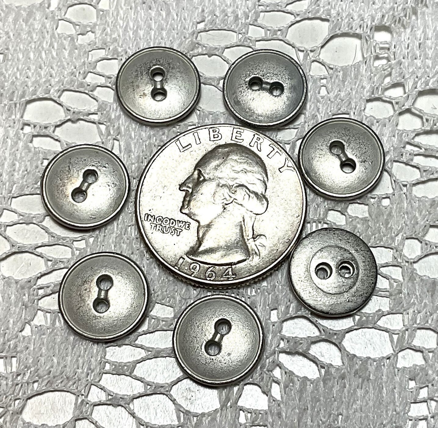 1 Dozen Vintage Metal 2 Hole Buttons 32,28,22,20 Ligne - Etsy