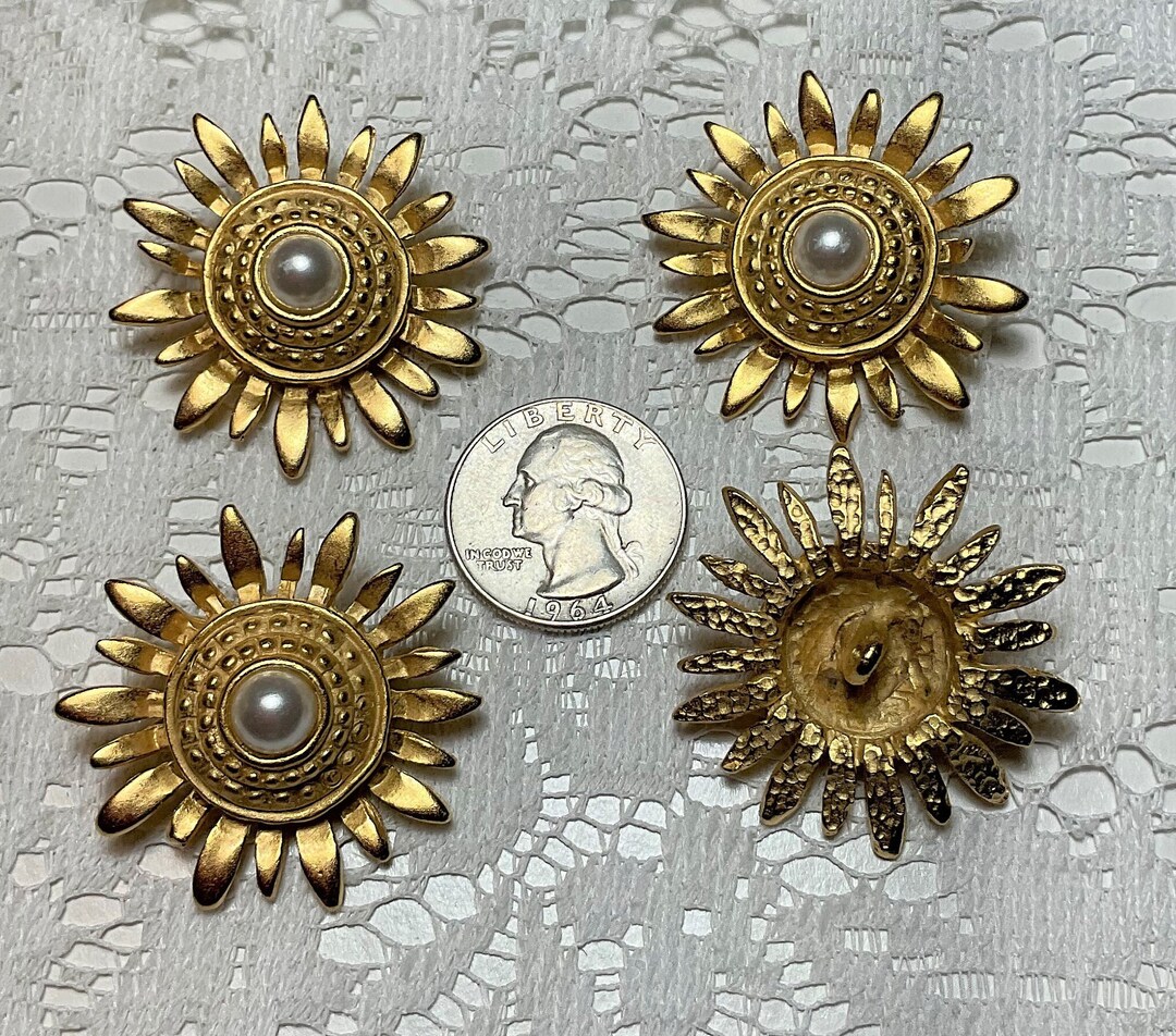 4 Vintage Metal Large Flower Buttons 60 Ligne - Etsy