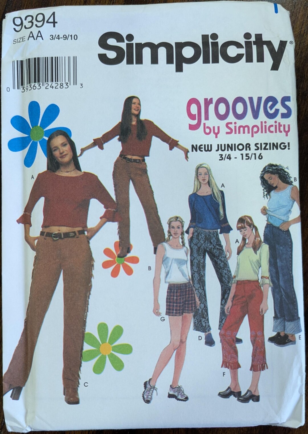 Uncut Simplicity Grooves Sewing Pattern #9394 for Juniors' Pants ...