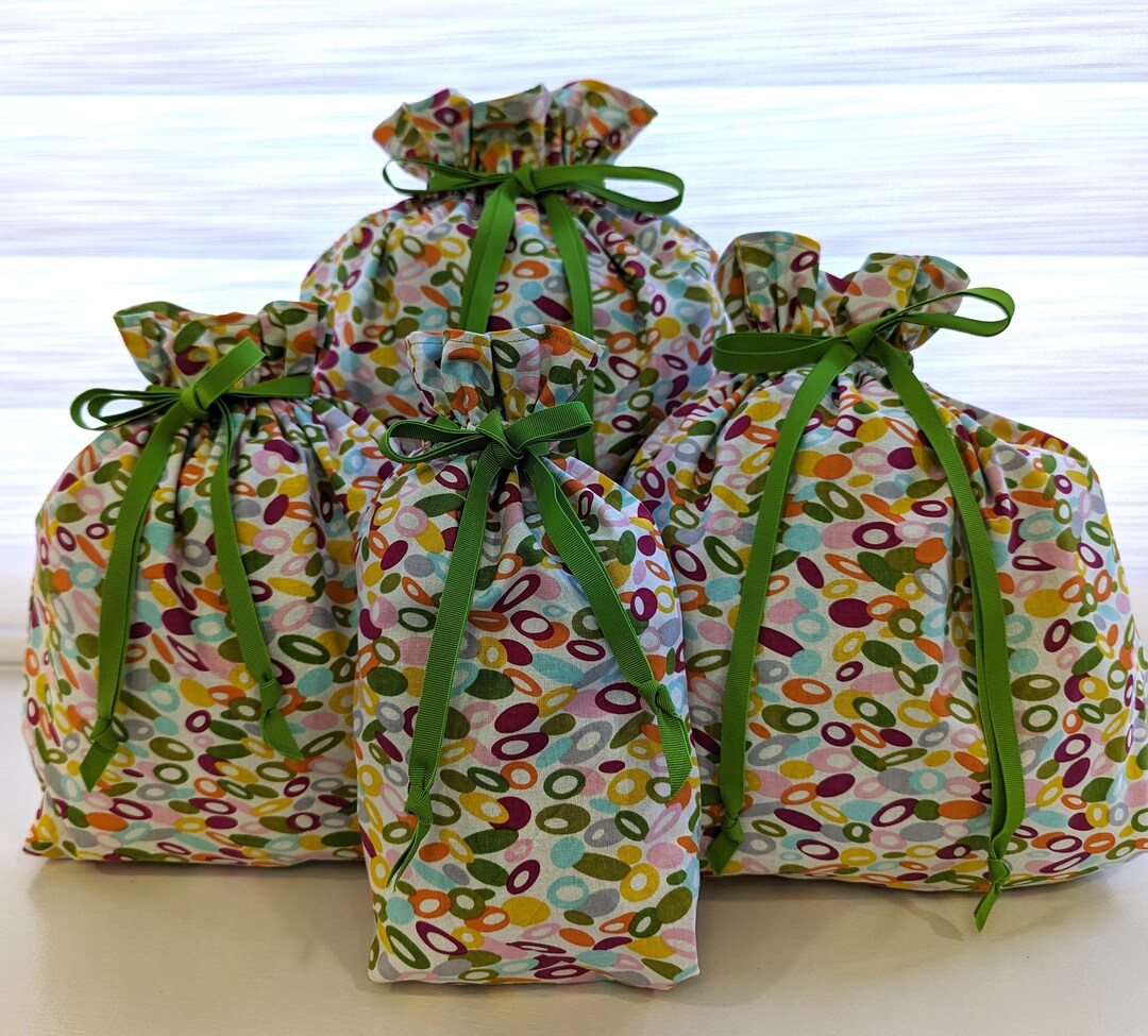 Eco-friendly Oval Explosion Fully Lined Drawstring Fabric Gift Bags. 4 ...