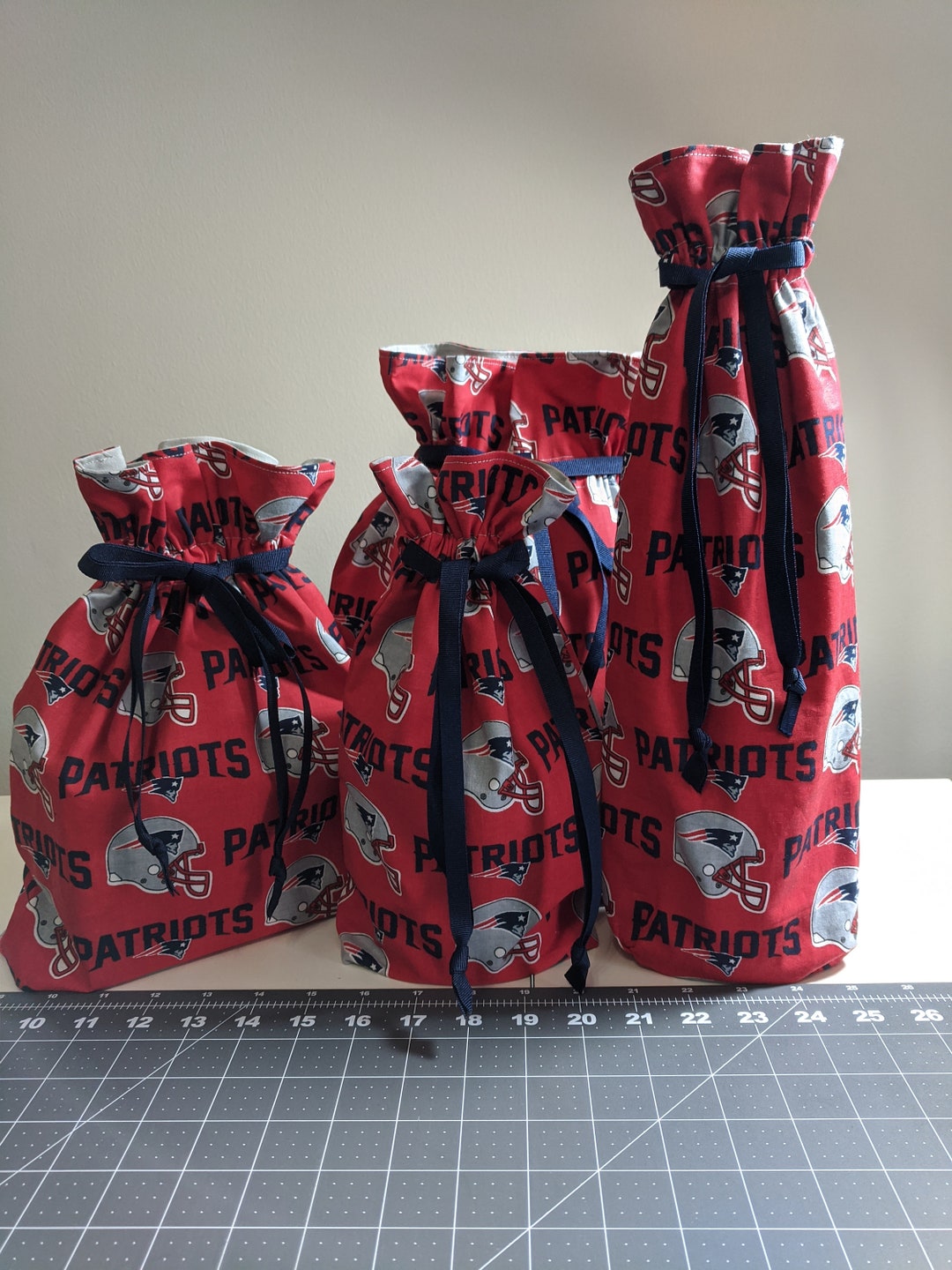 NFL Licensed New England Patriots Fabric Gift Bags Birthday Father's ...