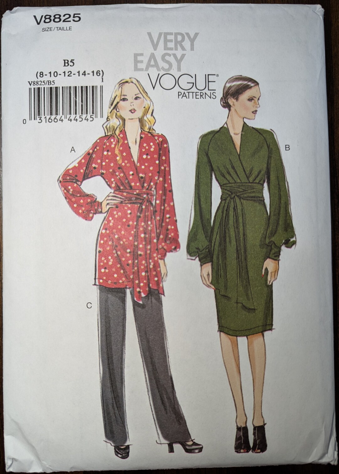 Uncut Vogue Sewing Pattern #V8825 for Misses and Misses' Plus Size ...