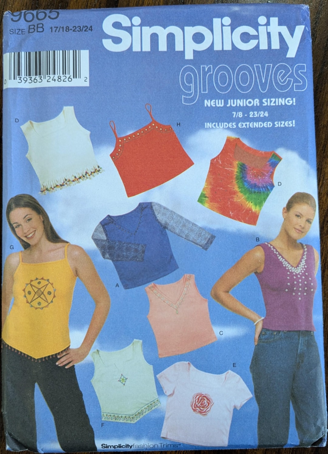 Uncut Simplicity Grooves Sewing Pattern #9665 for Juniors' Embellished ...