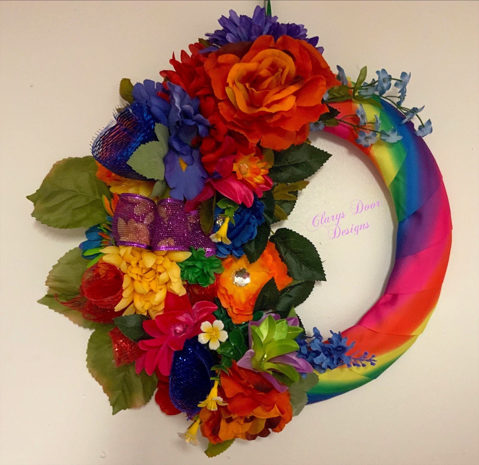 Rainbow Wreath Decoration, Gay Pride wreaths, LGBTQ Wreath - Etsy.de
