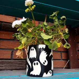 Big Spooky Ghost Pot Planter Plants Glow in the Dark Halloween ...