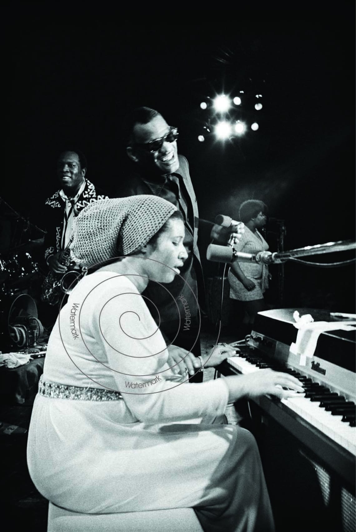 Aretha Franklin Print, Aretha Franklin Poster, Queen of Soul, Canvas ...