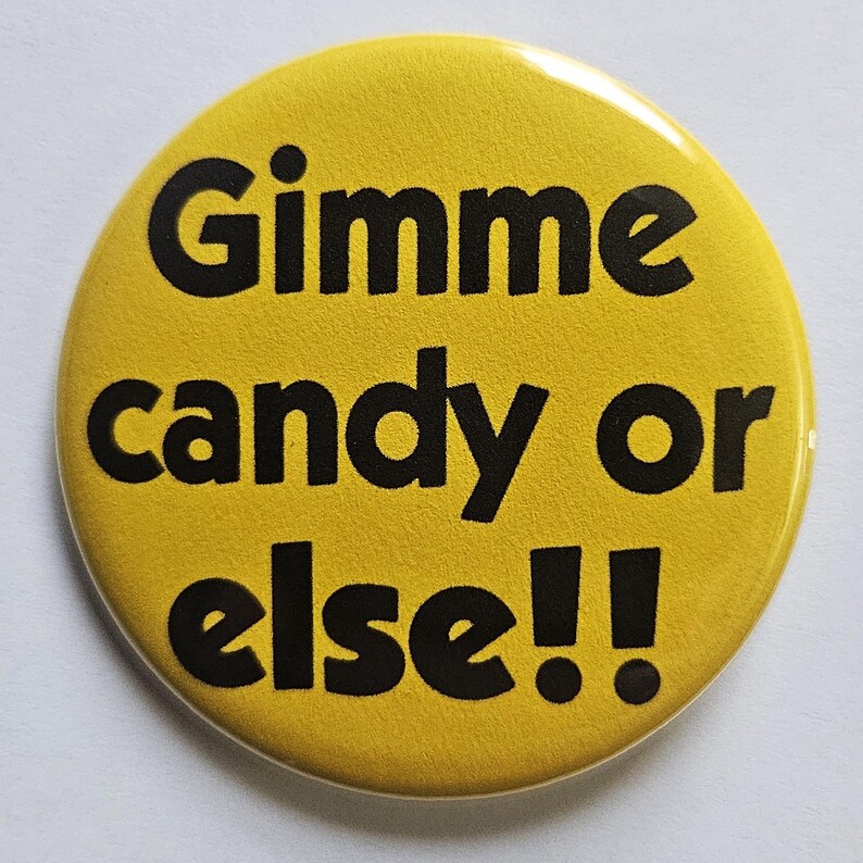 Vintage Reproduction Buttons Magnets & Bottle Openers. Halloween Set 01 ...