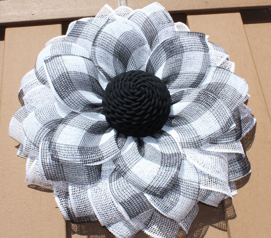 Buffalo Plaid Flower Wreath Buffalo Check Wreath Black and | Etsy