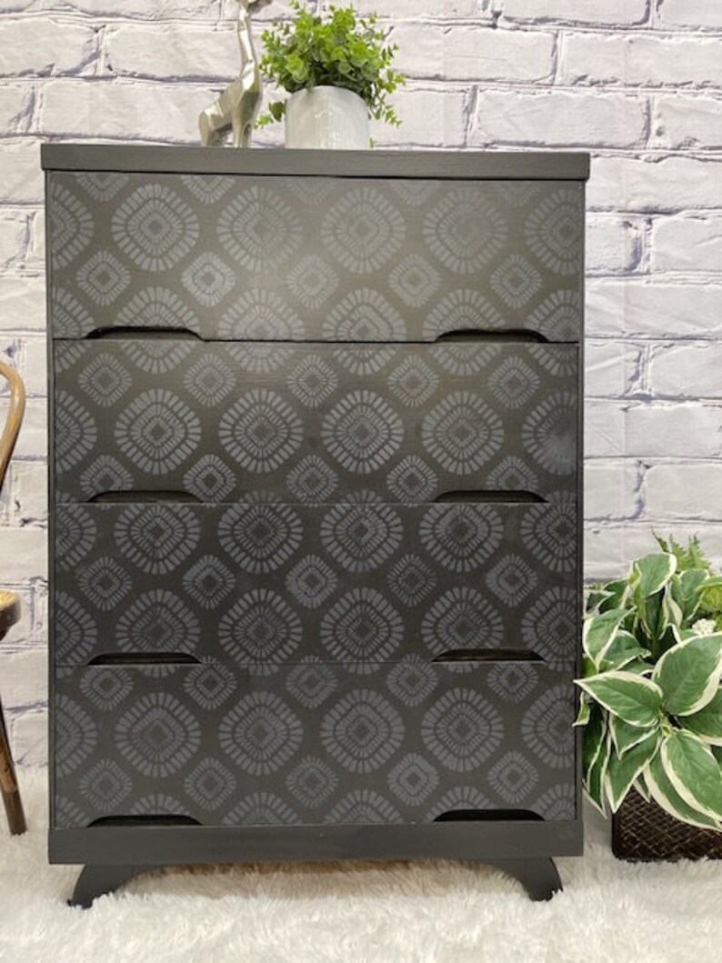 Vintage Ghost Image Dresser. Painted Dresser. Wood Dresser. Storage. - Etsy