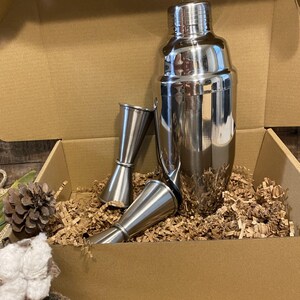 Cocktail Shaker Kit. Cocktail Shaker Home Bar. Elevate Your Bar With ...