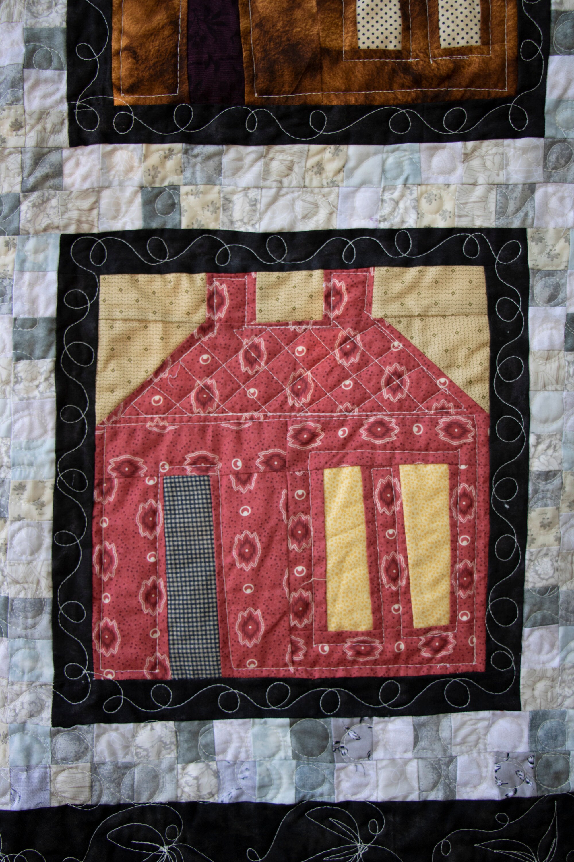 Schoolhouse Quilt - Etsy