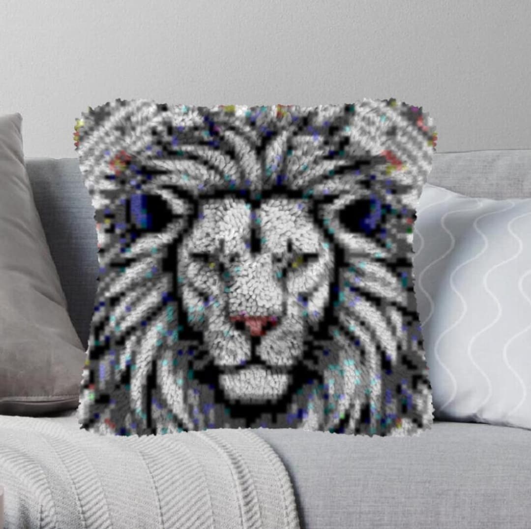 Lion Latch Hook Pillow Kit Pattern: DIY Photo Embroidered Pillowcase ...
