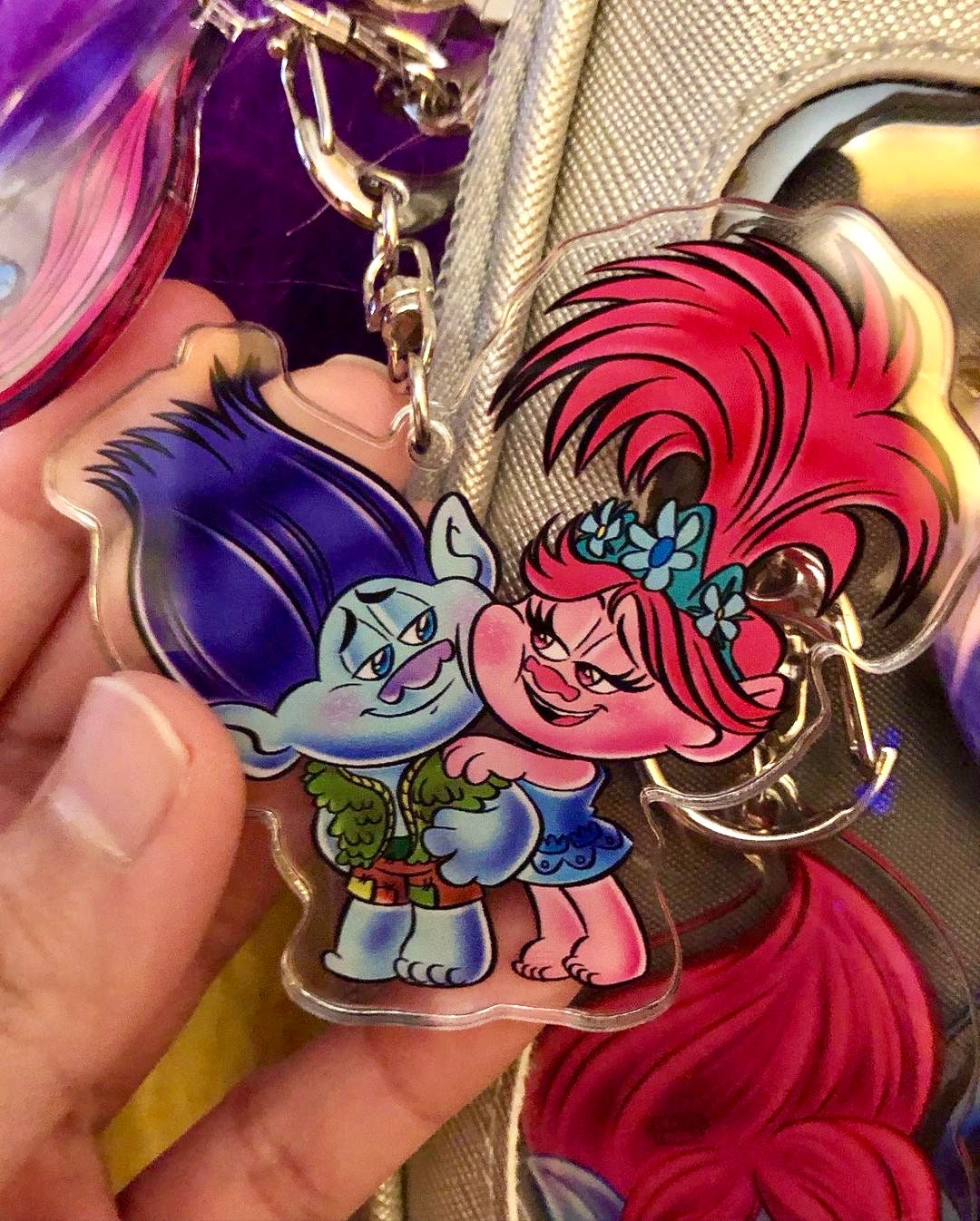 KEYCHAIN | Trolls | Classic Poppy & Branch | 7cm, Clear Acrylic Charm ...