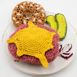 Crochet Beef & Pickle Bagel for Kitchen Fun, Crochet Food, Kitchen ...