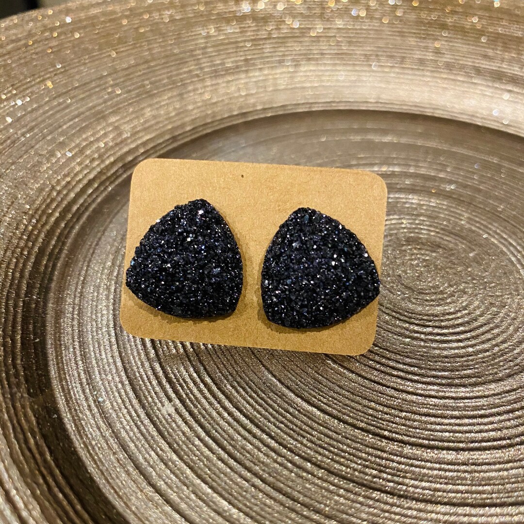 Grands clous noirs en résine scintillante Druzy - Etsy France