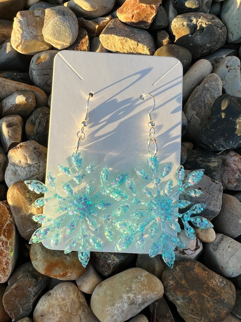 Winter Snowflake Dangle Earrings - Etsy