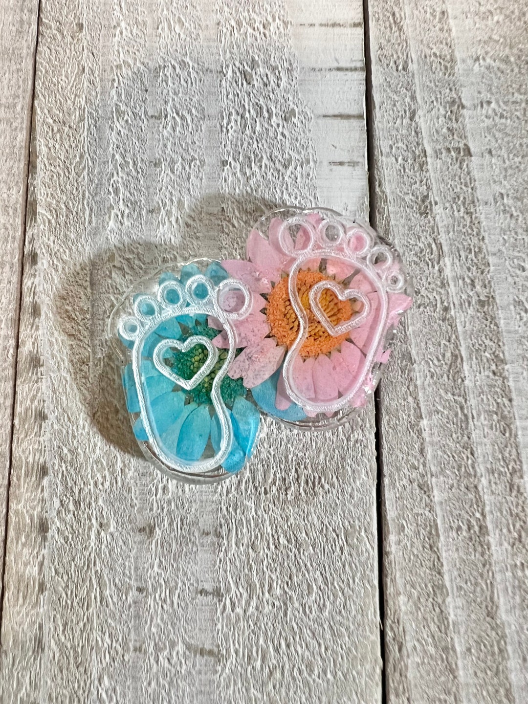 Real Flower Small Baby Feet Badge Buddy; Velcro Back; Alligator Clip - Etsy