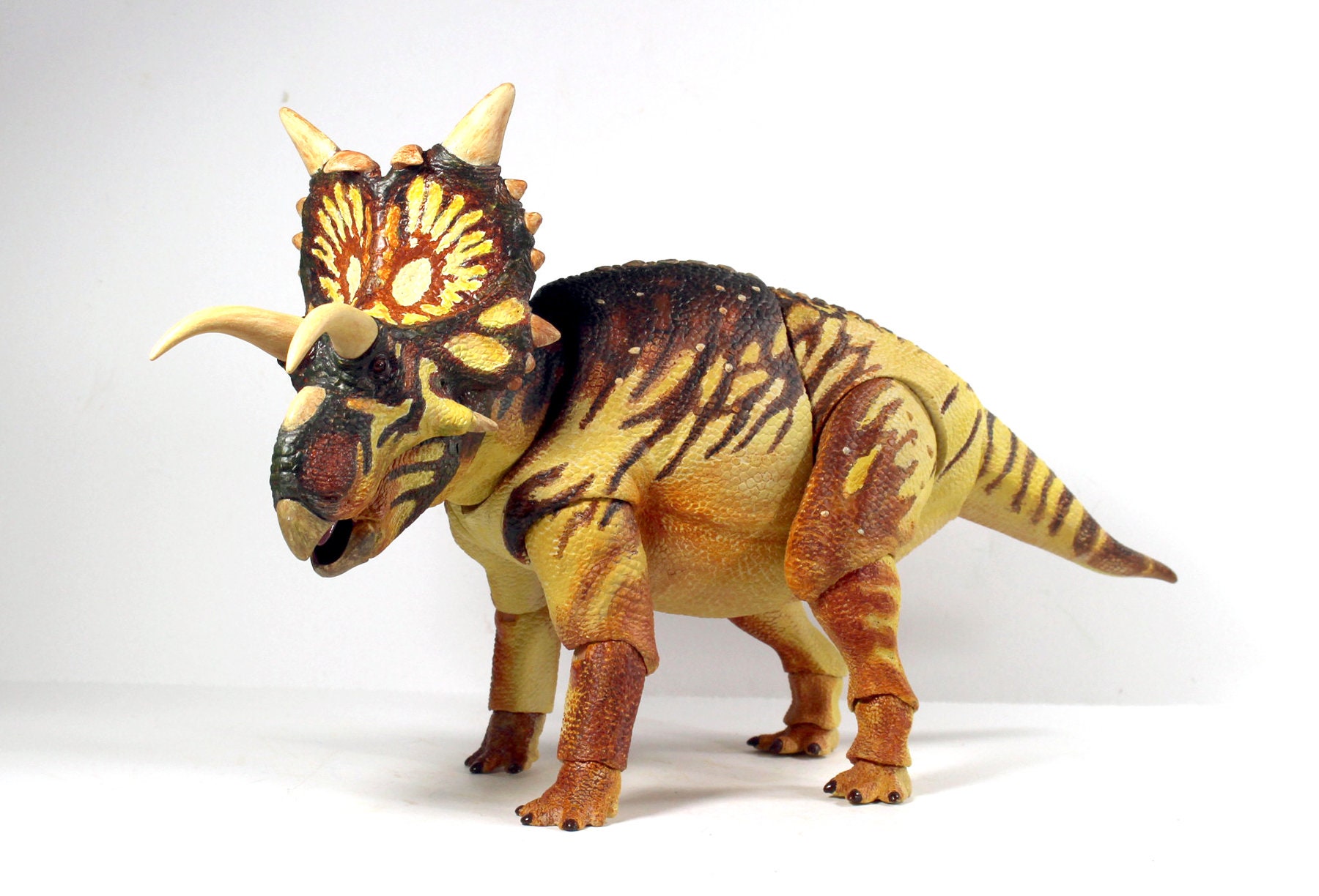 Xenoceratops Foremostensis Beasts of the Mesozoic - Etsy