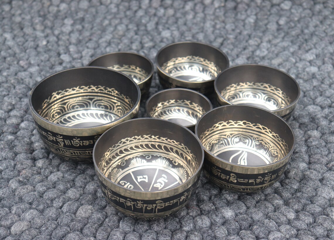 Black Mantra Set Singing Ball Set of Seven Spiritual Himalayan Healing ...