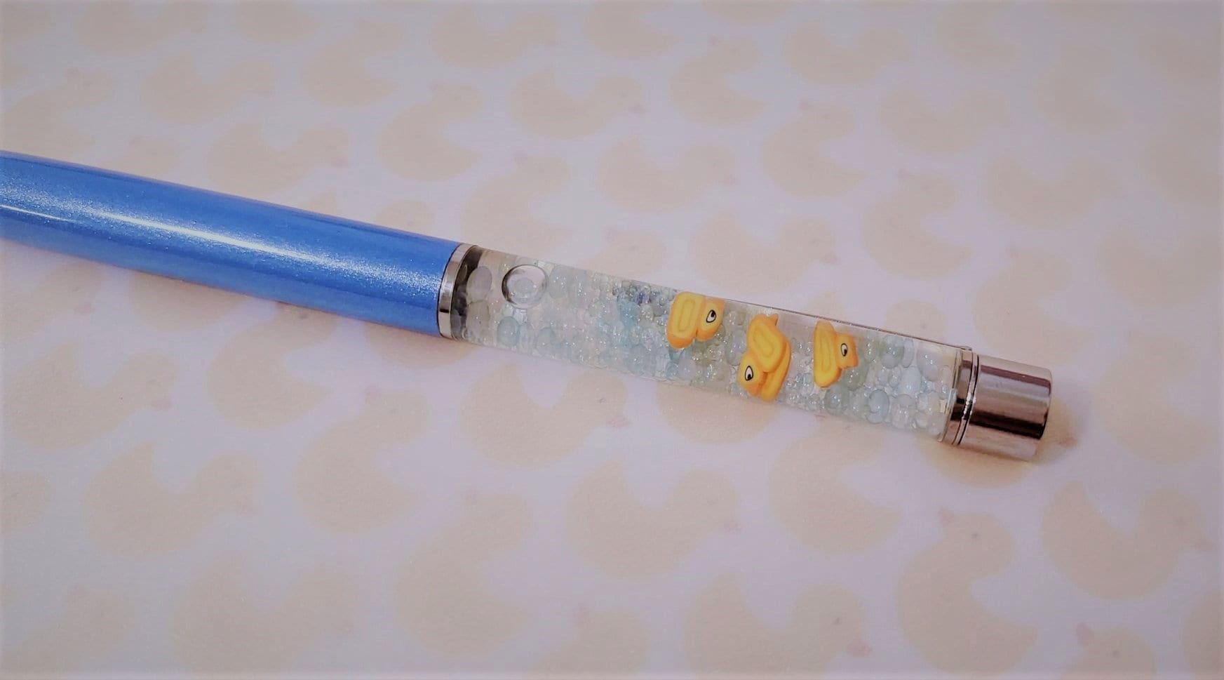 Rubber duckies bubble bath float pen - Etsy.de