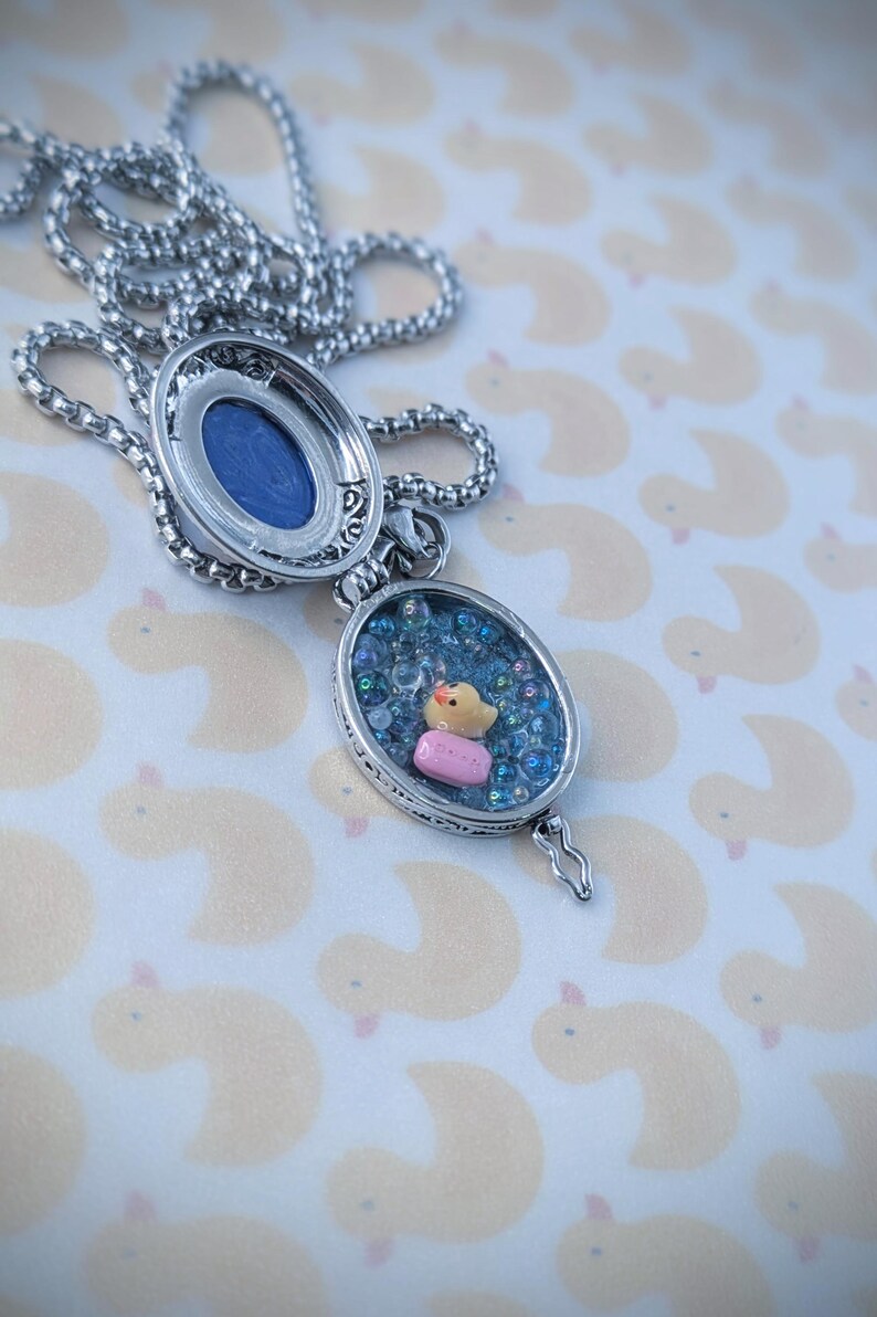 Bubble Bath diorama Locket - Etsy