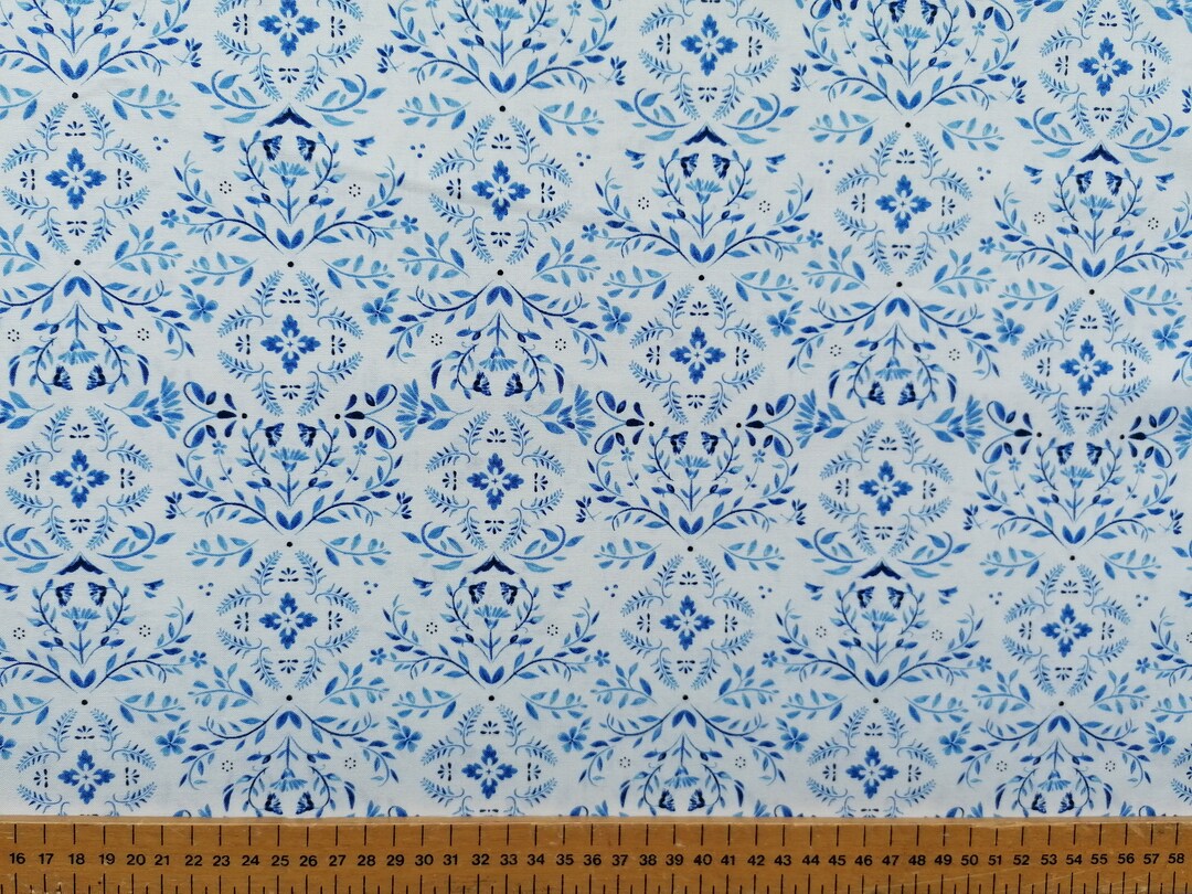 Delft Blue Tile Cotton Fabric: Quilting, Dressmaking, Crafts, by RJR ...