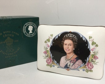 Queen Elizabeth Trinket Box - Etsy