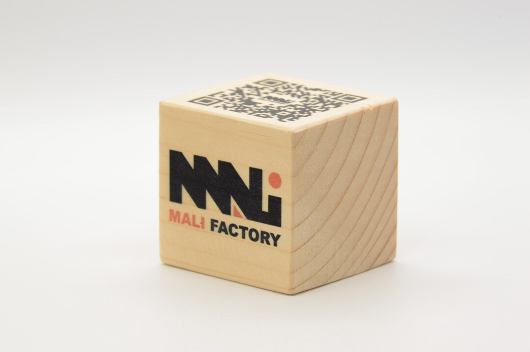 QR Code QUBE Fir Scannable Menus Restaurants Bars B&B Hotel PUB ...