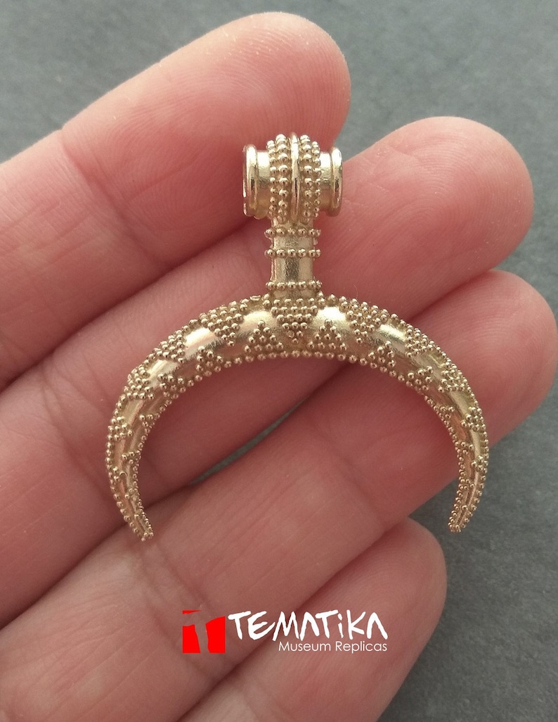 Crescent Moon Amulet Protective Amulet Lunula Ancient - Etsy